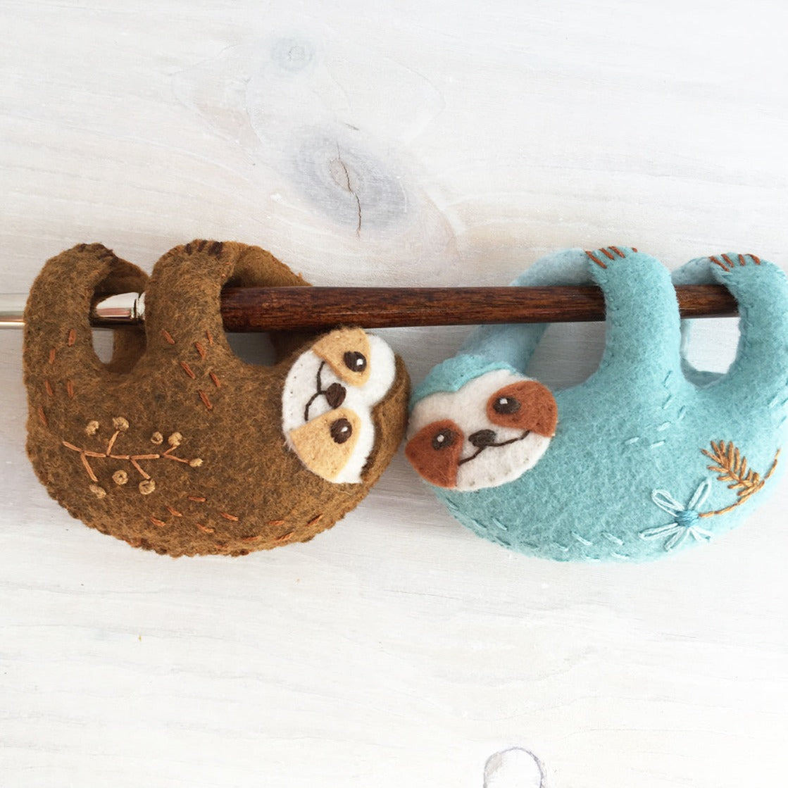 Finger Sloth Felt Pattern – Benzie Design