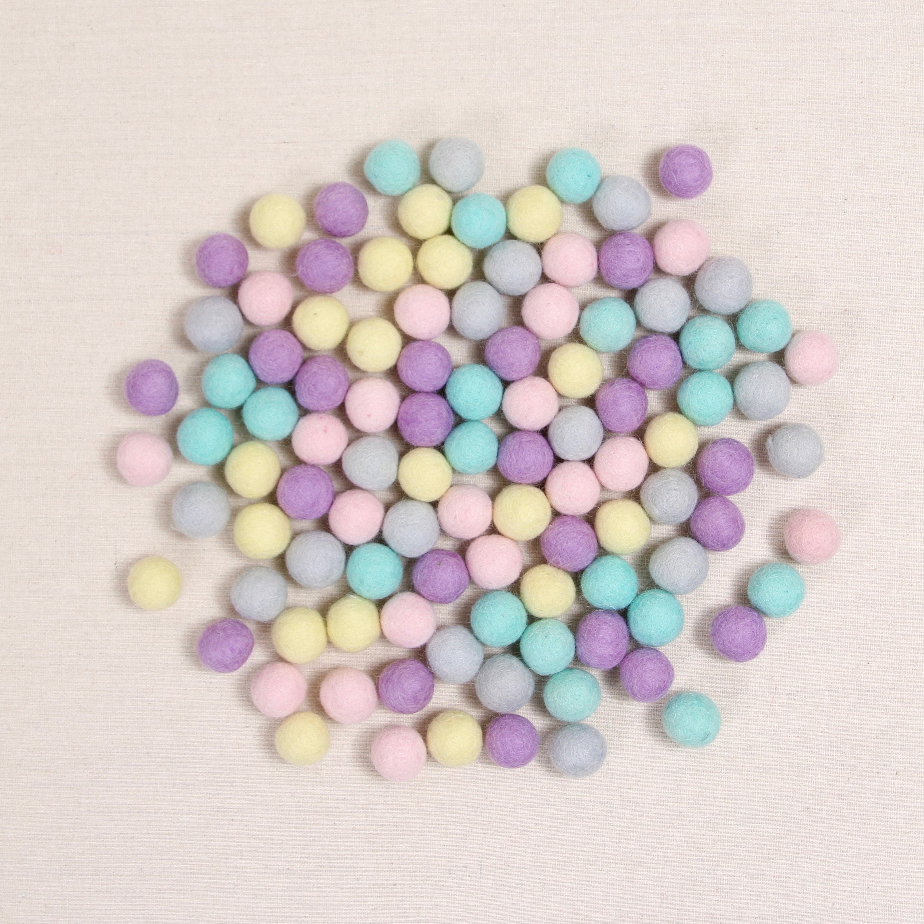 Pixie Dust Felt Balls – Benzie Design