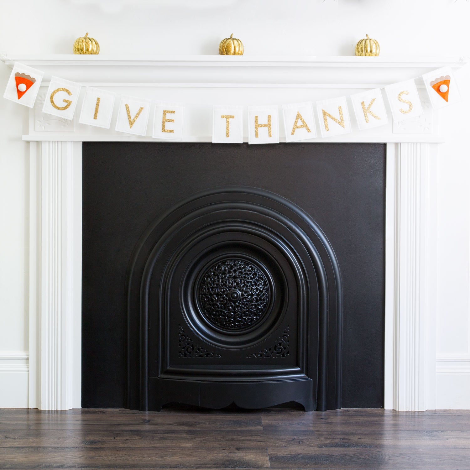 Thanksgiving Pennant Banner Pattern – Benzie Design